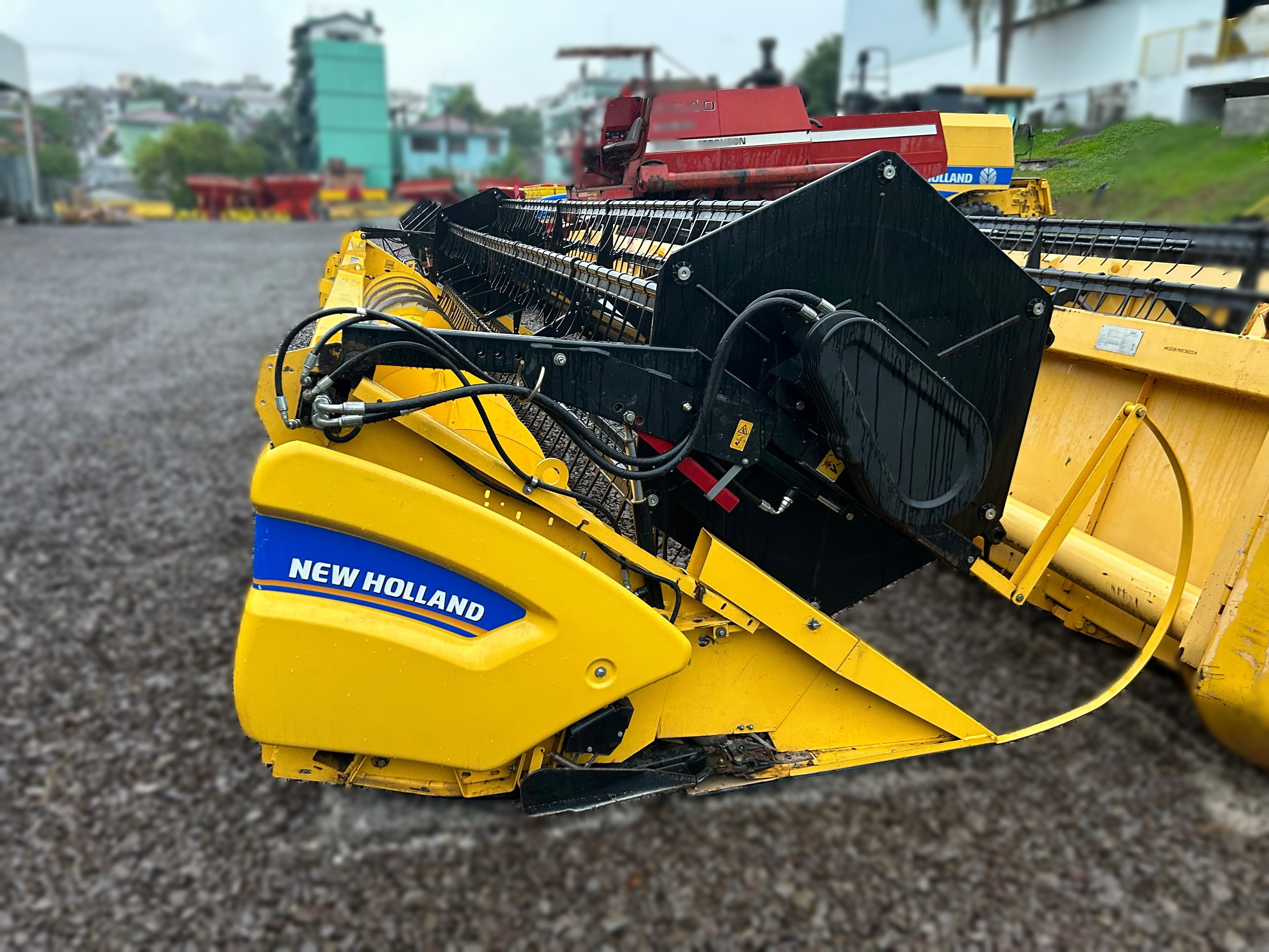 PLATAFORMA/ESTEIRA, Plataforma com 25 pés fléx New Holland Header 7225 ano 2021. - Marca: NEW ...